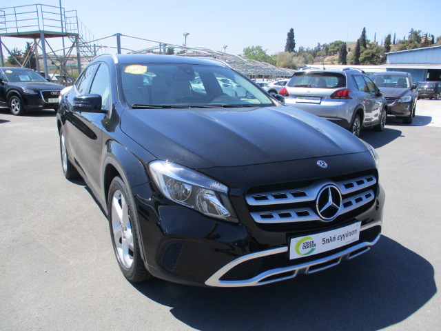 Mercedes-Benz - GLA 180 - 5πλη εγγύηση -PROGRESSIVE DIESEL - Μαύρο ...