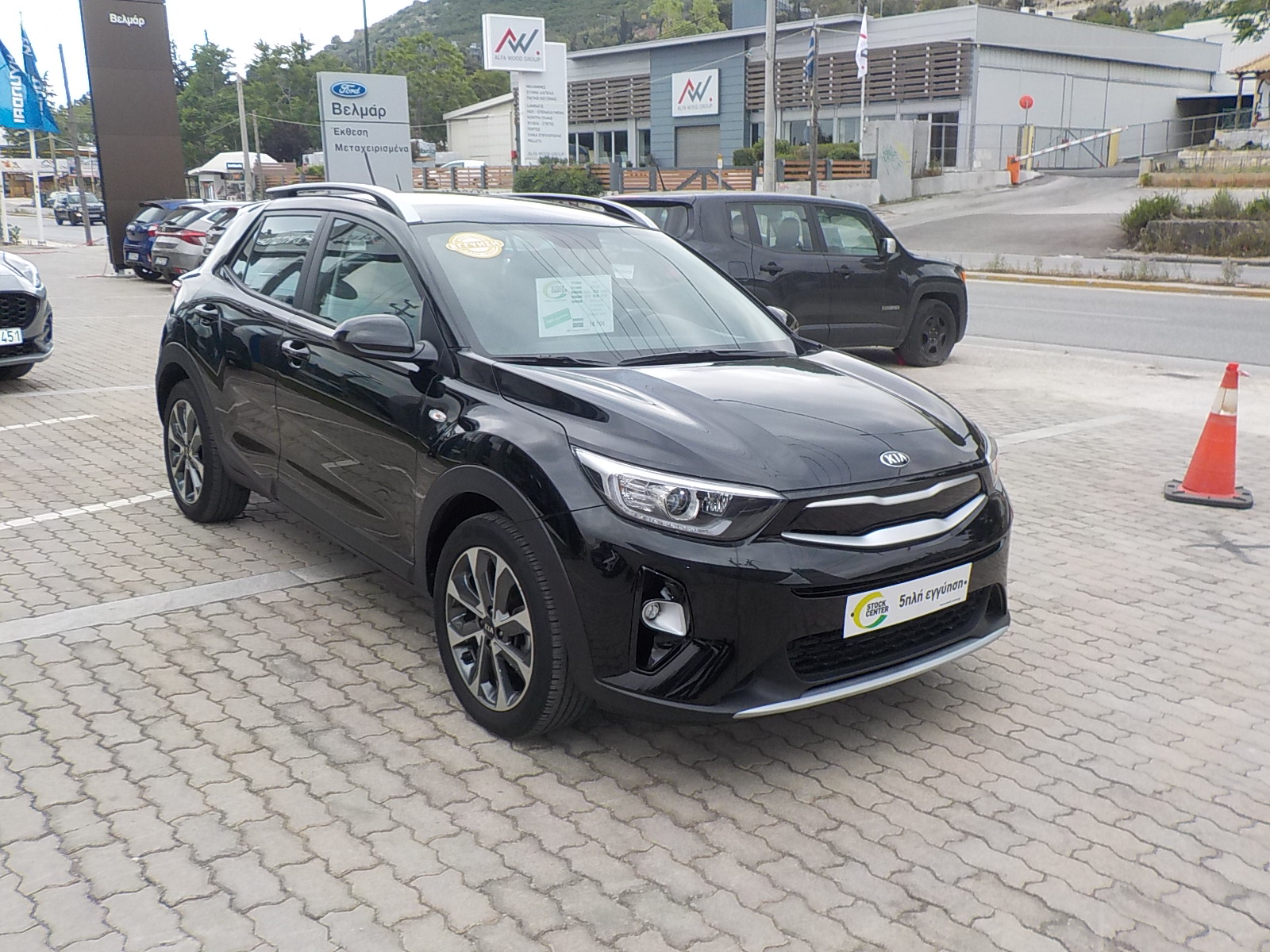 Kia - Stonic - EX PREMIUM - Μαύρο - 2018 | Stock Center