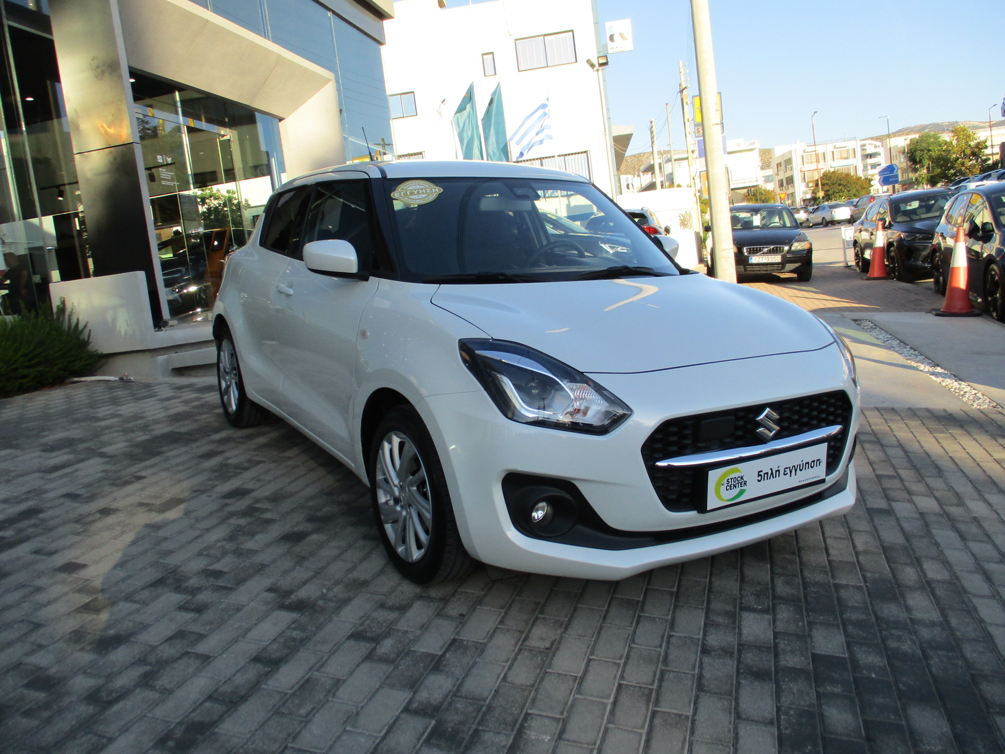 Suzuki - Swift - 5 ΧΡΟΝΙΑ ΕΓΓΥΗΣΗ - GL PLUS - Ασπρο - 2022 | Stock Center